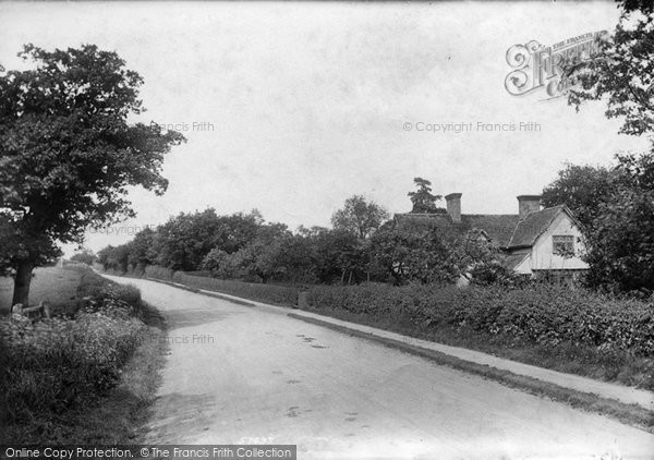 Photo of South Godstone, Wonham Cottage 1907 - Francis Frith