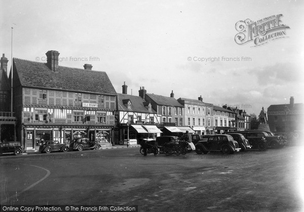 Photo of Wantage, Market Square c.1939 - Francis Frith